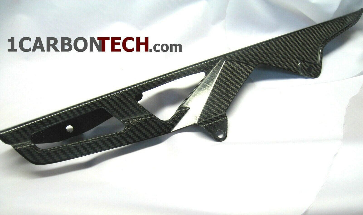 CARBON FIBER CHAIN GUARD GSXR 1000 GSXR 1000R 2007 TO 2024 – 1carbontech